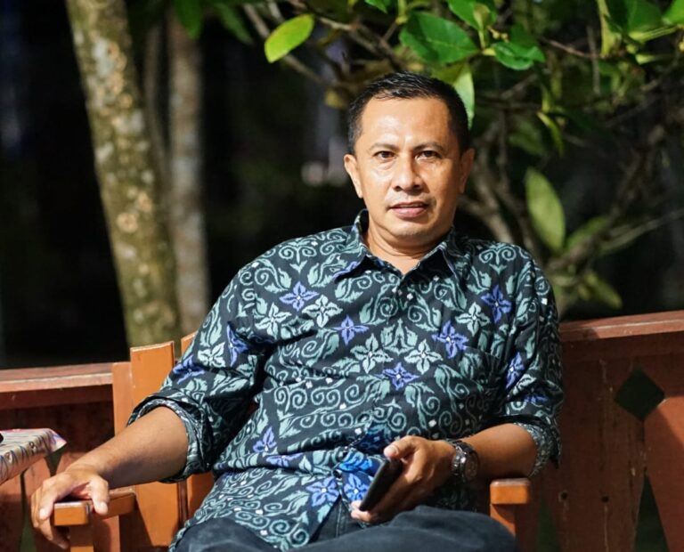 Mereka yang Mendedikasikan Diri untuk Negeri - TelusuRI