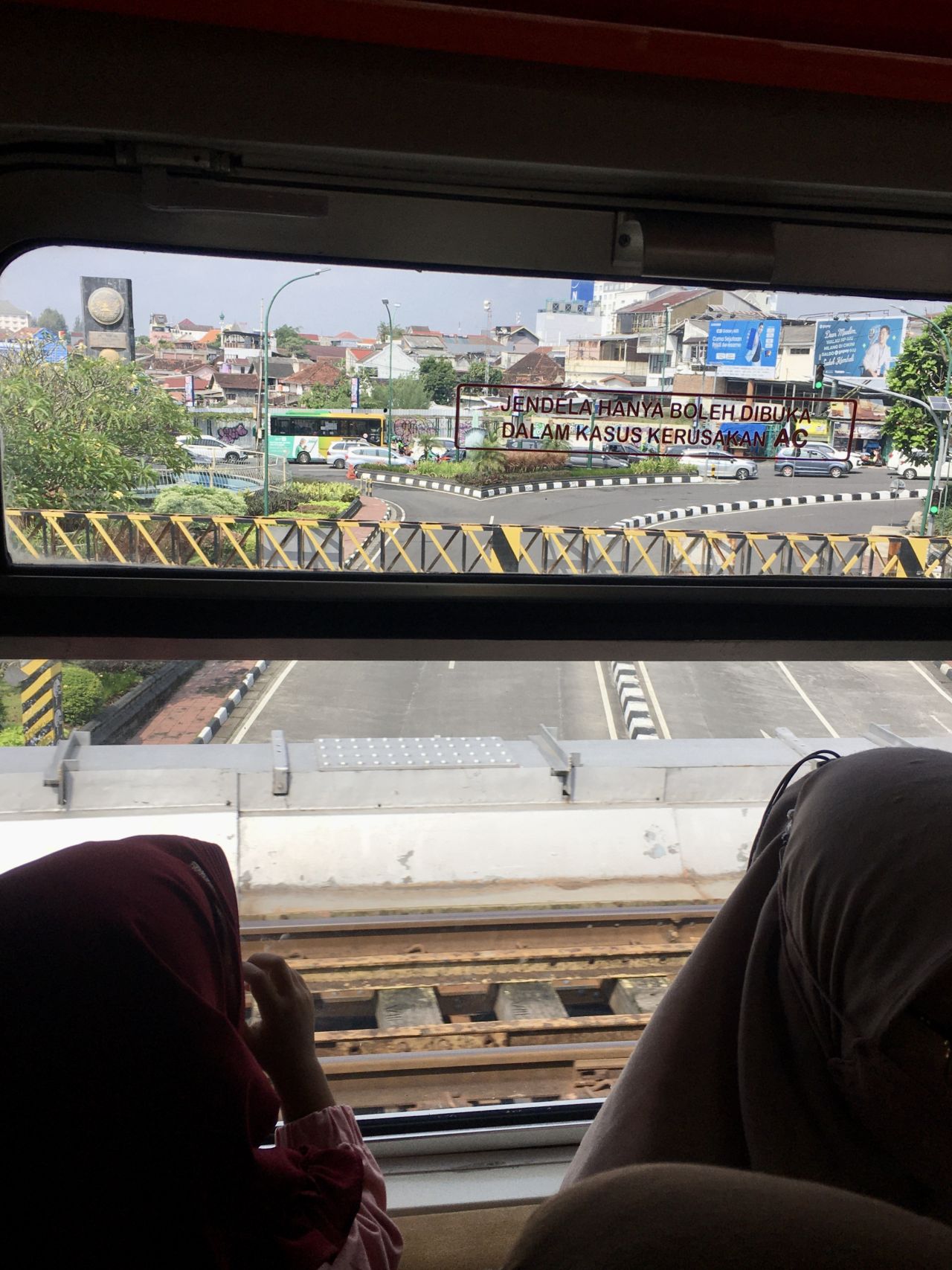 Kilas Balik Perjalanan KRL Solo — Jogja - TelusuRI