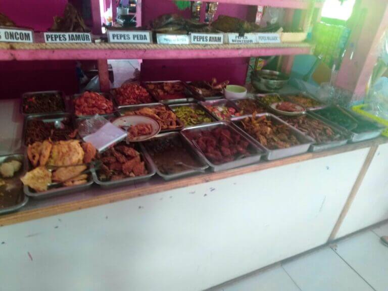 Mencicipi Nasi Kasreng Khas Kuningan - TelusuRI