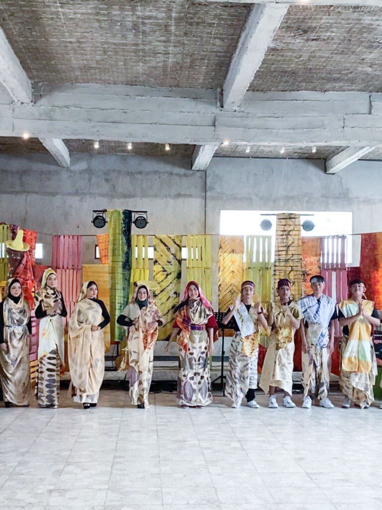 Jelang Julang: Aku, Kamu, Kita Setara - TelusuRI