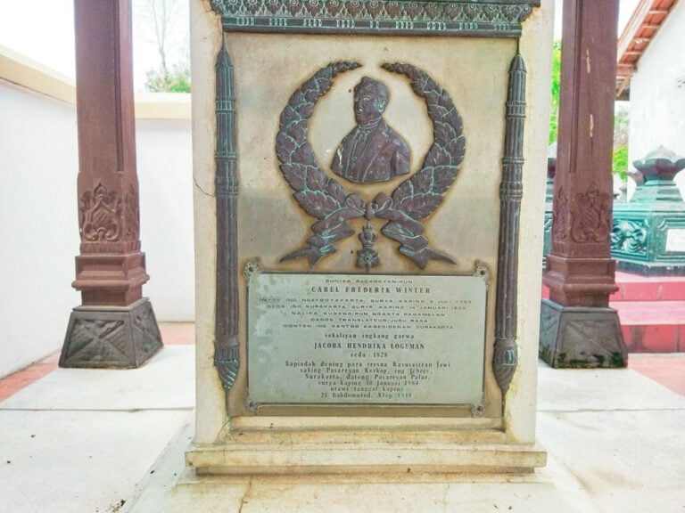 Menelusuri Kisah Carel Frederik Winter dan R.Ng. Ronggowarsito di ...