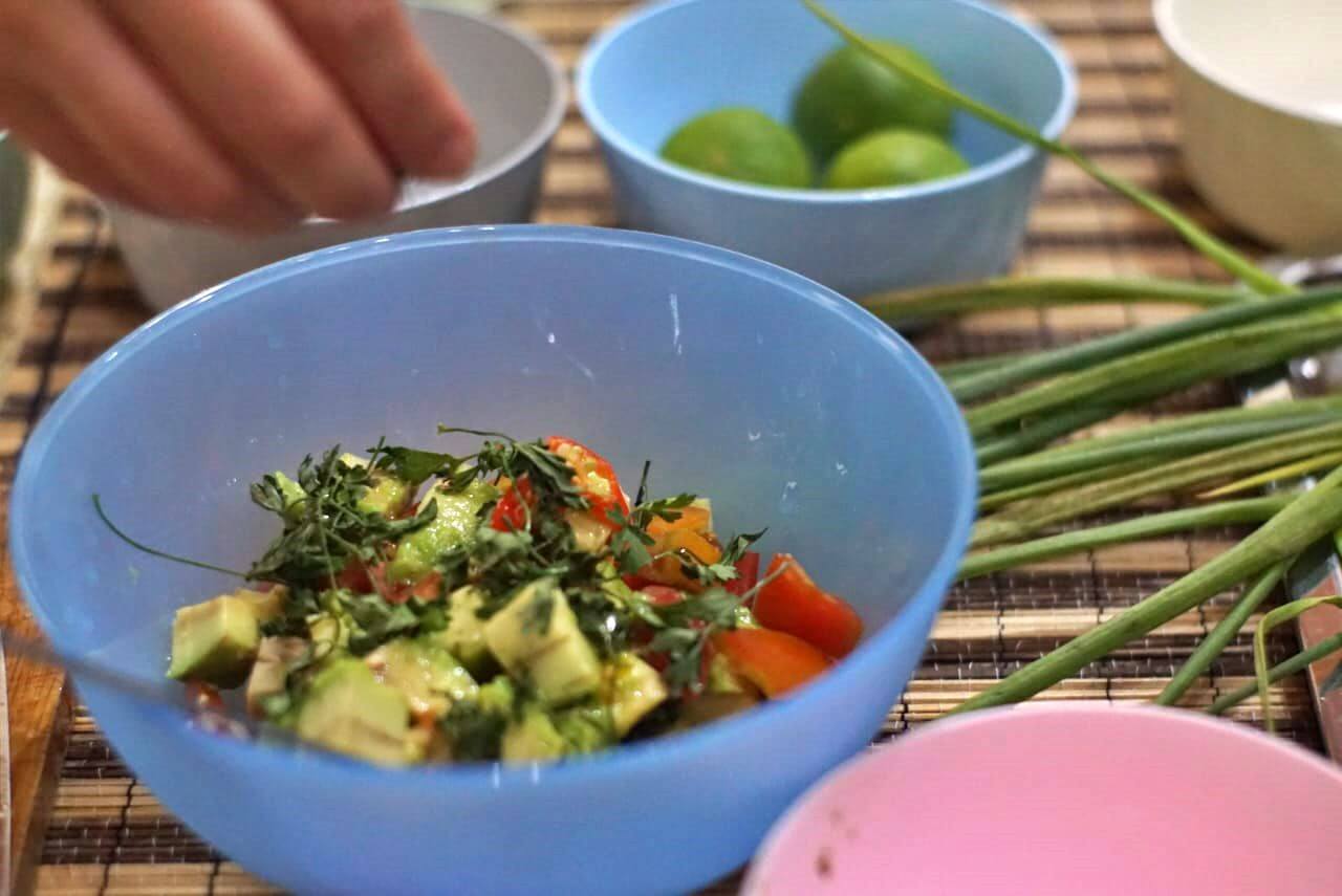 Santap Sore dengan Jagung Bose dan Dabu-Dabu Khas Mollo - TelusuRI