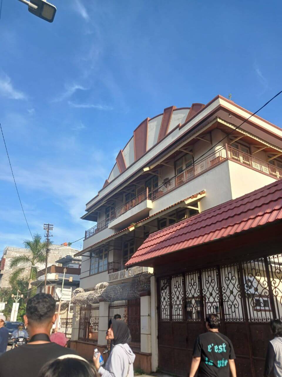 Menelusuri Tempat-Tempat yang Kerap Termakan Kesibukan Kota Makassar ...