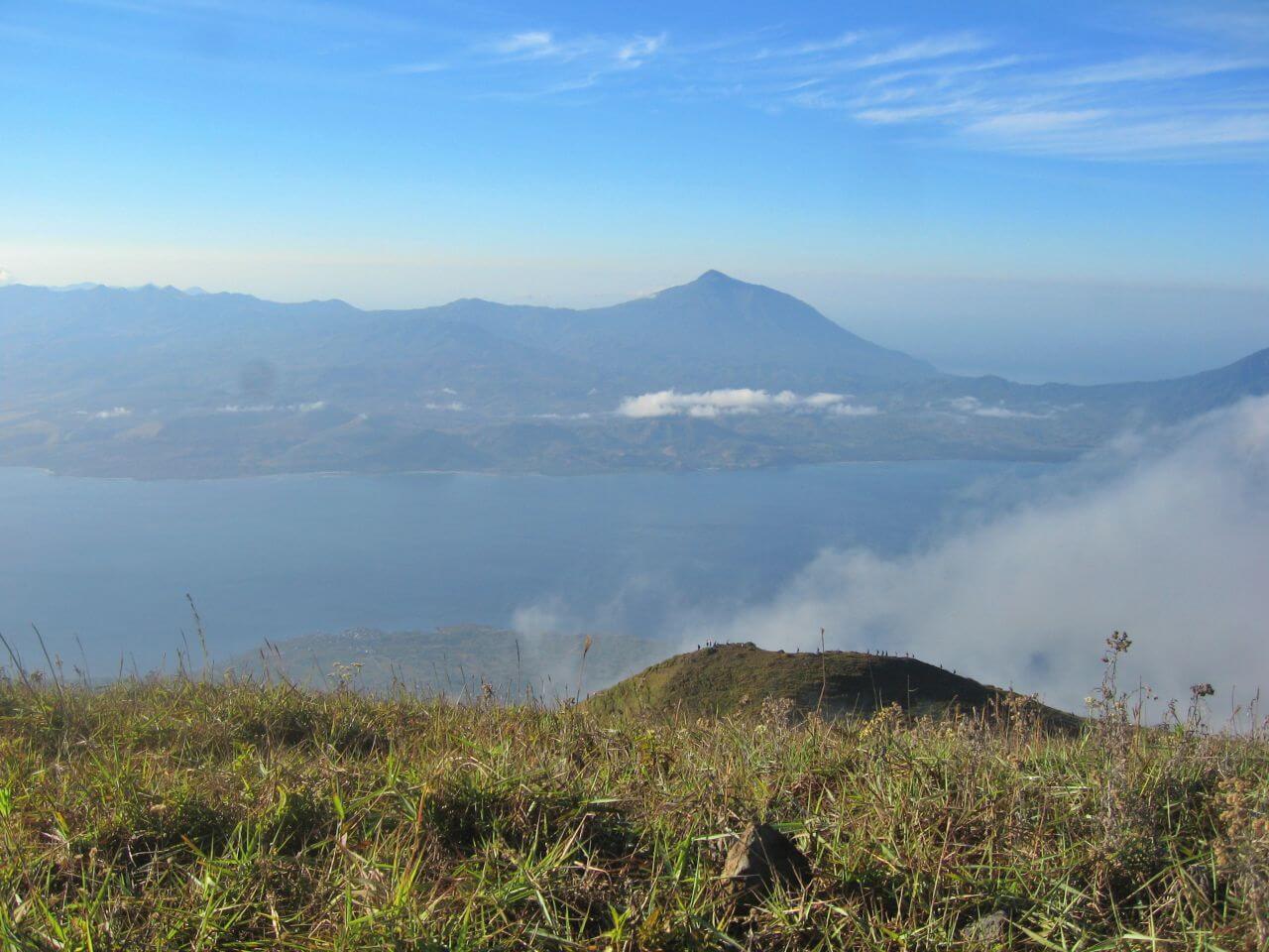 Pendakian Gunung Ile Boleng di Pulau Adonara - TelusuRI