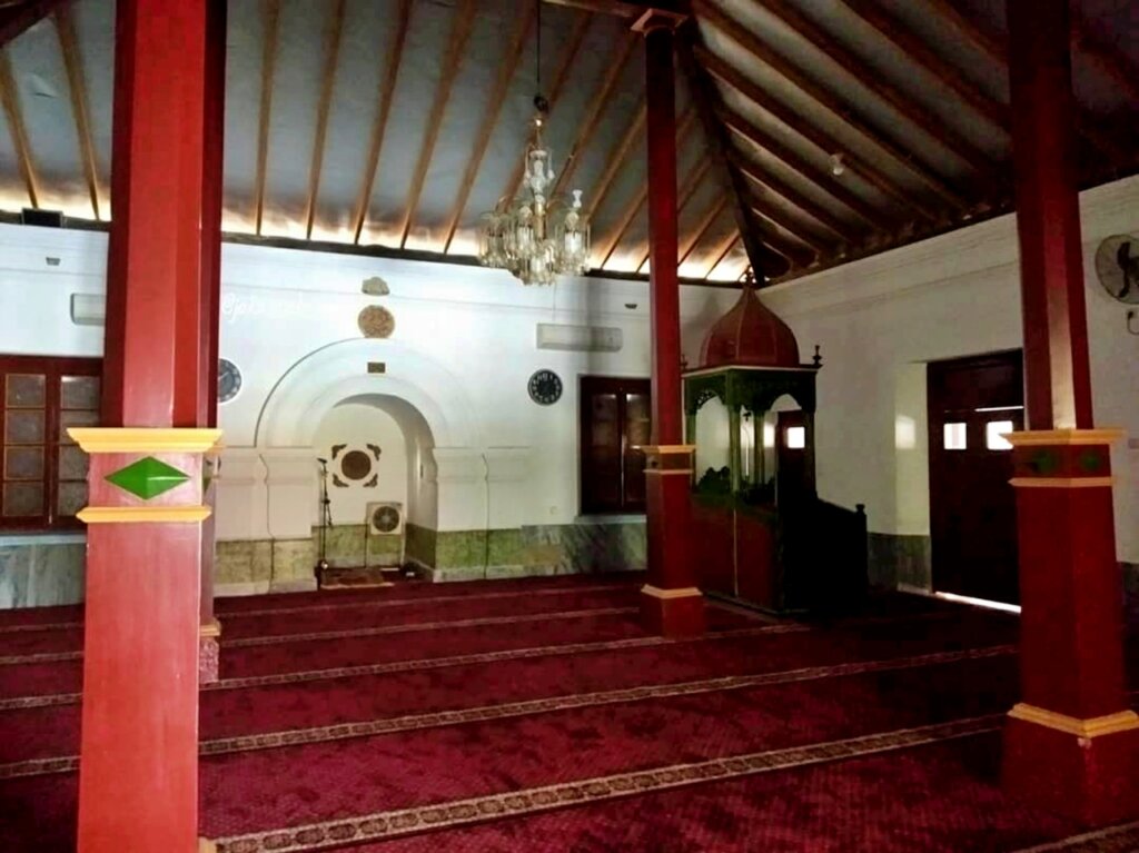 Masjid Mantingan, Potret Akulturasi Budaya dan Agama di Jepara - TelusuRI