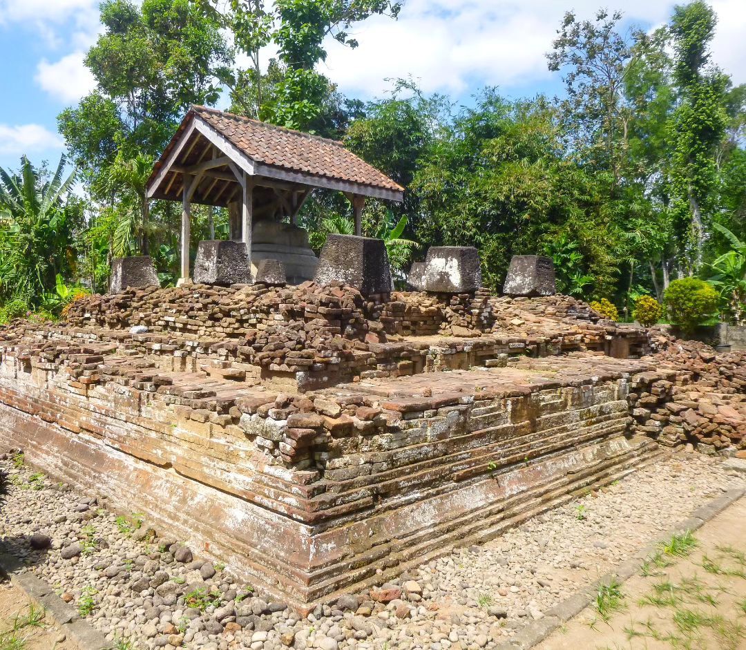 Penelusuran Jejak Pecinan hingga Pertapaan Dyah Gayatri di Tulungagung ...