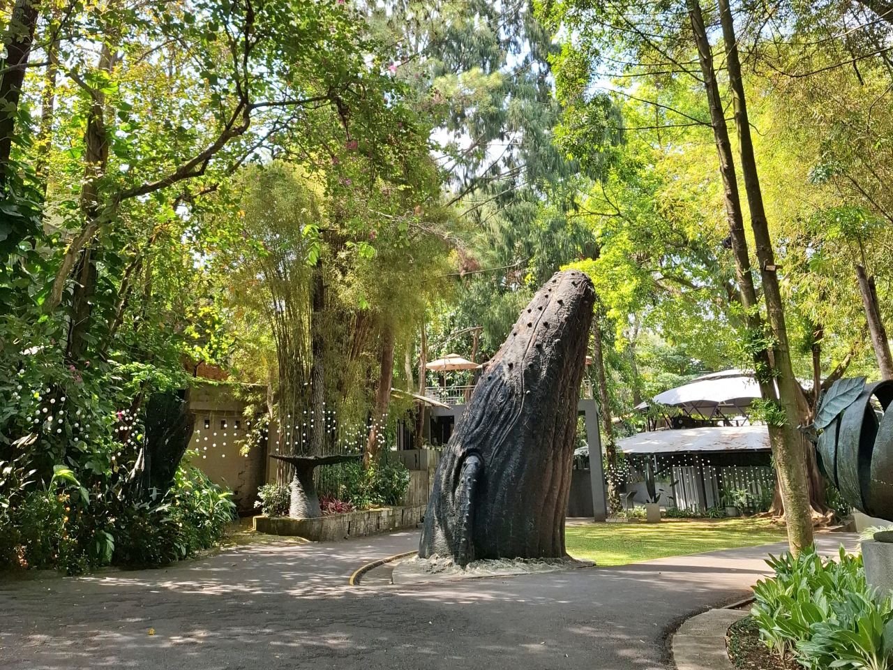 Mencari Ketenangan Diri lewat Karya Seni di NuArt Sculpture Park Bandung - TelusuRI